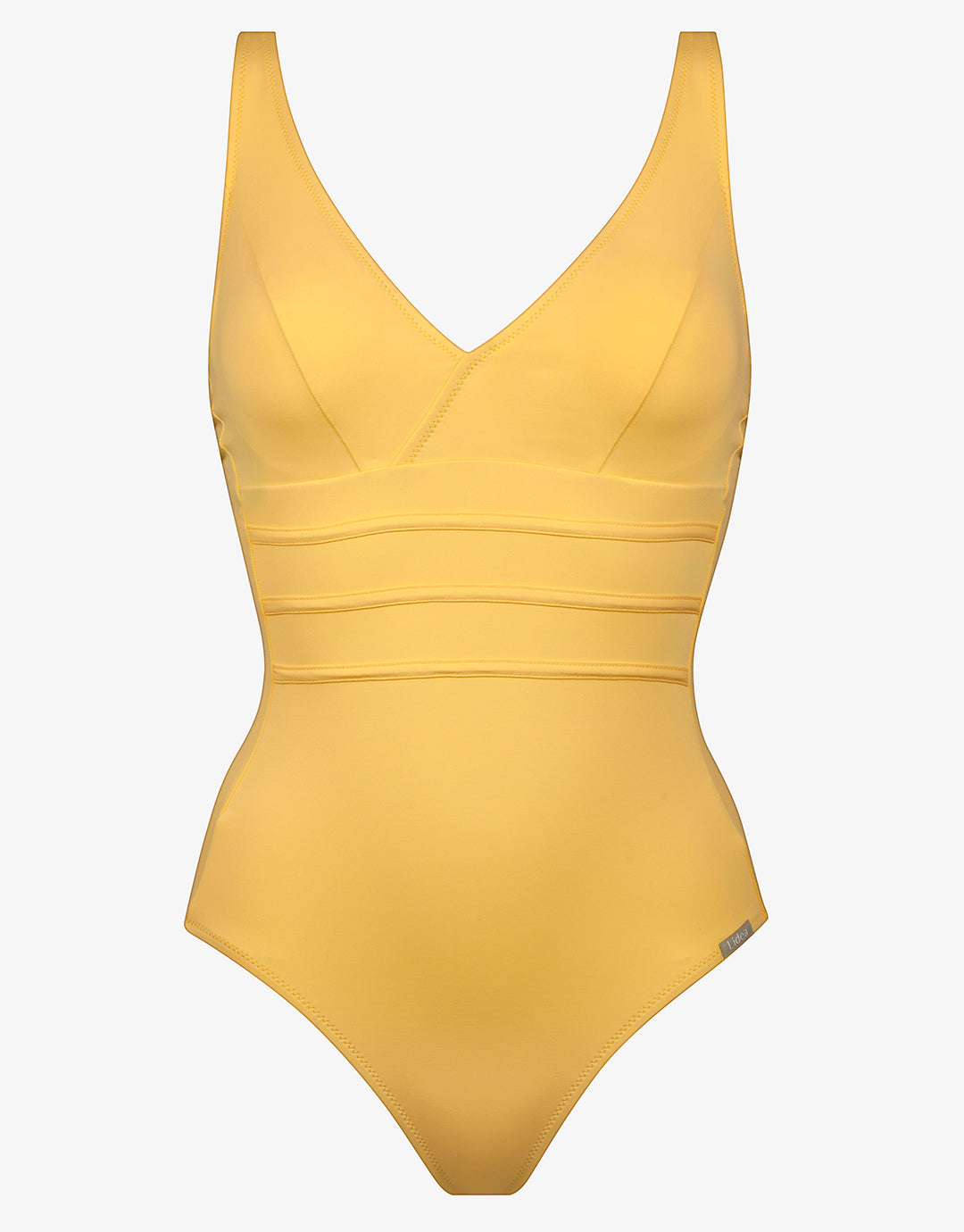 Stylish DD+ Swimwear for Supreme Comfort & Fit